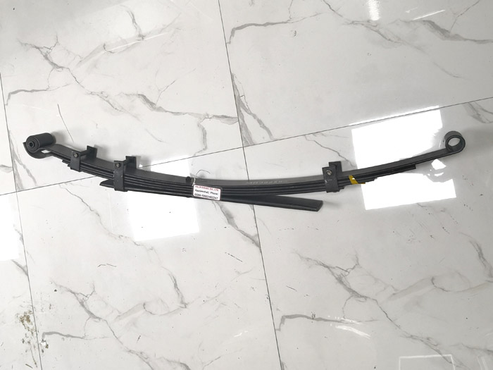 MR992595,Mitsubishi L200 KB4T Leaf Spring,4150A095